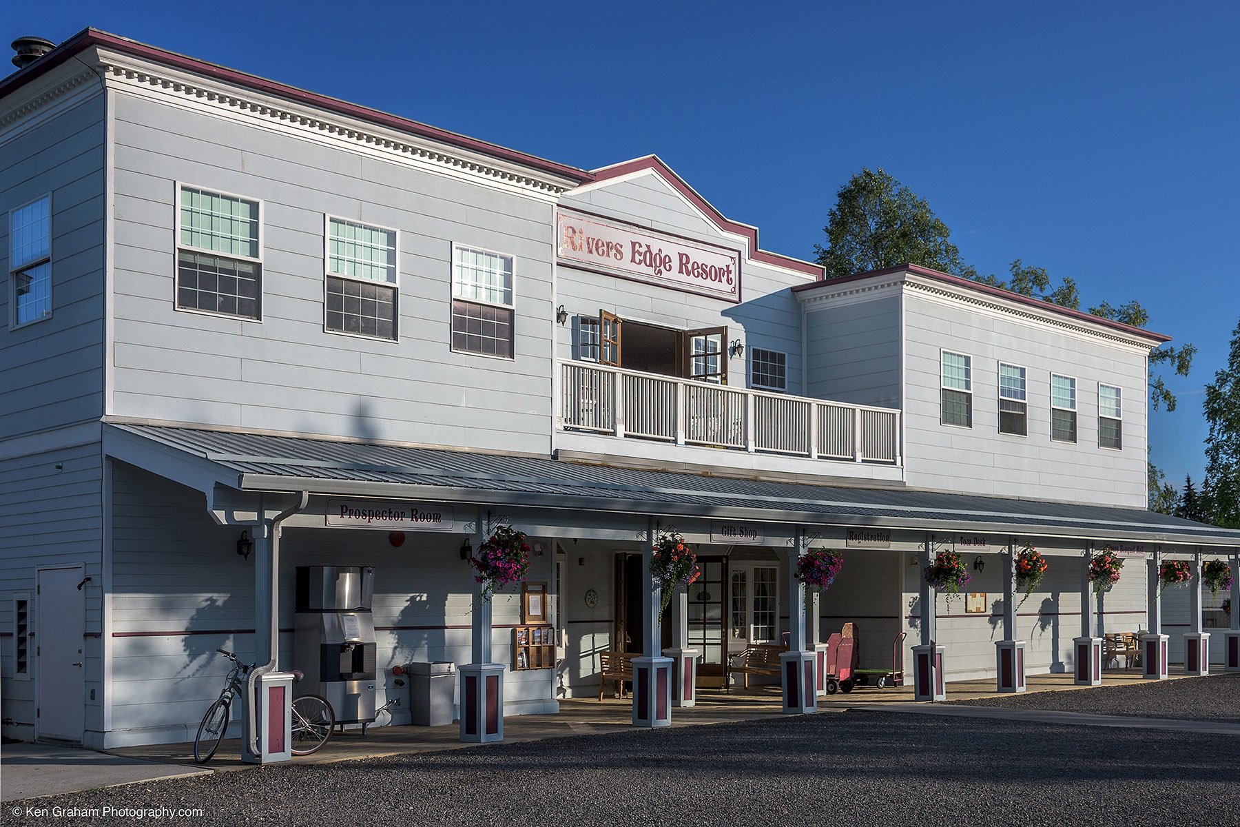 Contact | River's Edge Resort